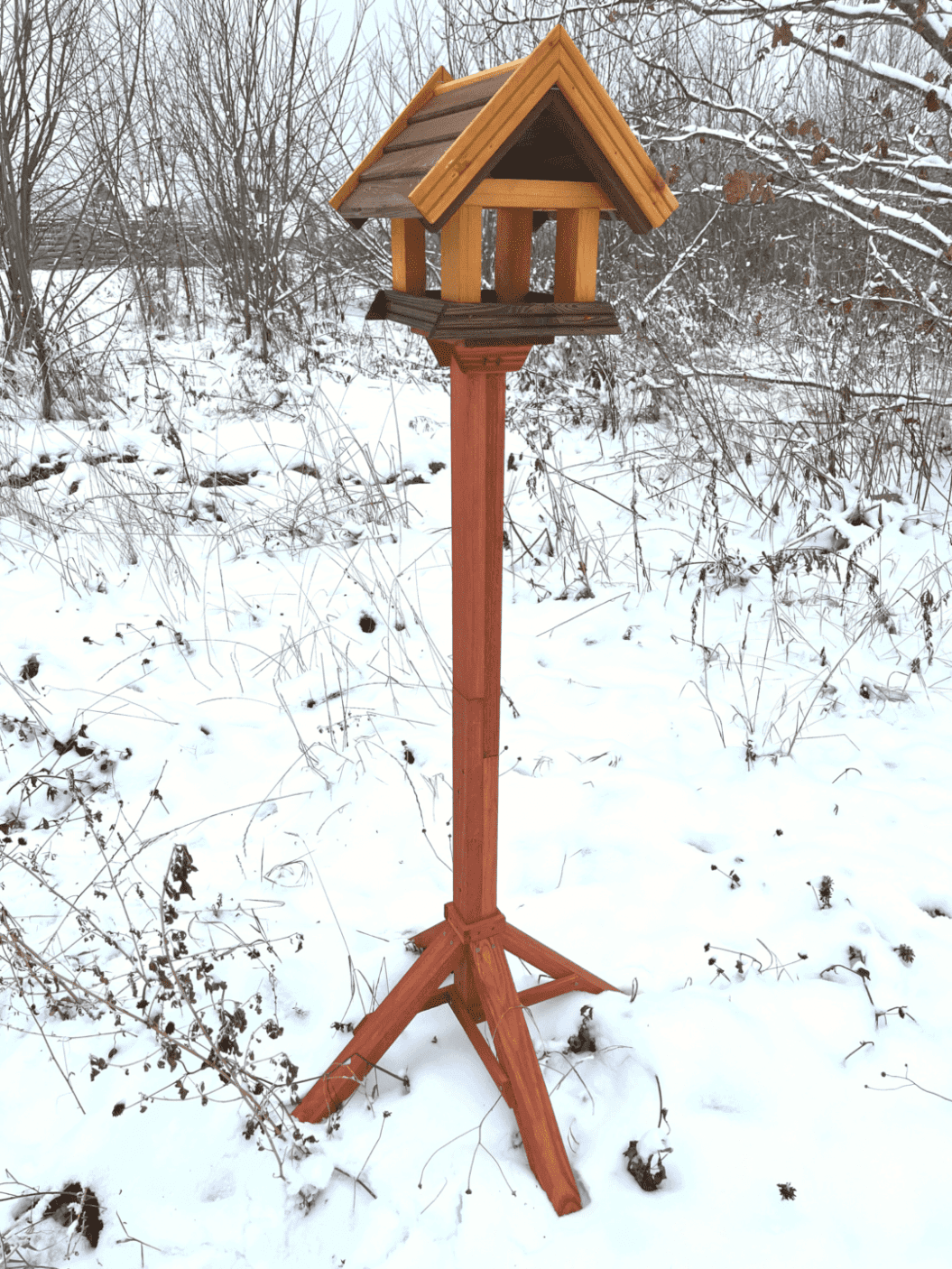 Medinis stovas lesyklėlei, rudos spalvos • 4IQ